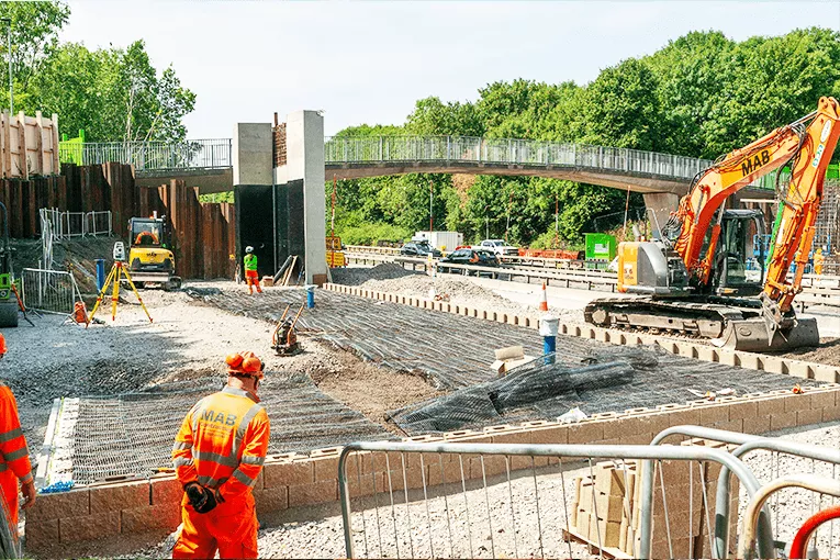 LONGTHORPE A47 FOOTBRIDGE| Leca UK